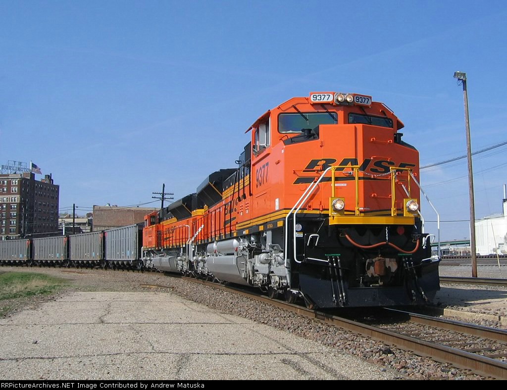BNSF 9377